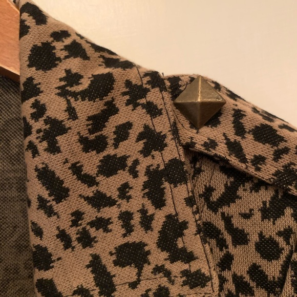 Stoosh | Jackets & Coats | Stoosh Cheetah Print Crop Moto Jacket | Poshmark